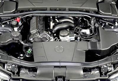 Auto Review: BMW 320si