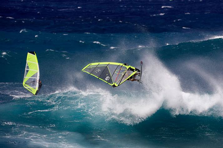 Funtrublog: Wave Riding Vehicles – Tricks On The Waves, Amazing Photo Shoot