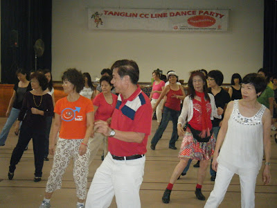 danzbuddies: Tanglin CC September Line Dance Party