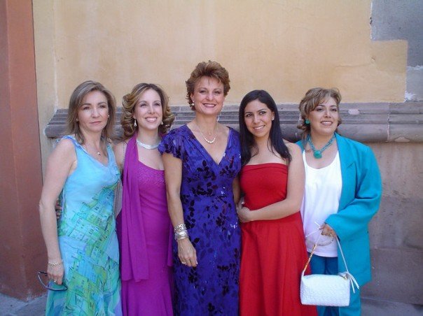 La Beibi Hemosha ( Mariana Reynoso )