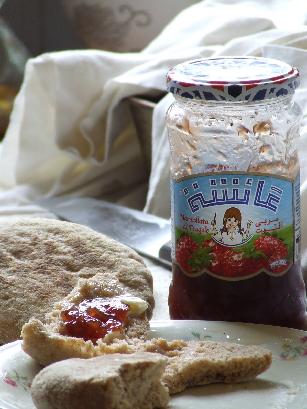 NURYABISSA: Hobs el makla.