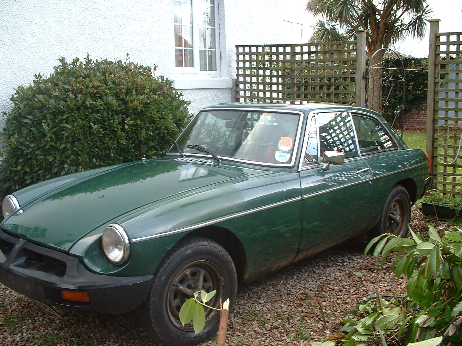 MGB GT Restoration: MG pre-rust (2002)