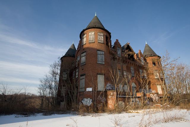 a Staten Island Lady*: The Staten Island "Castle"