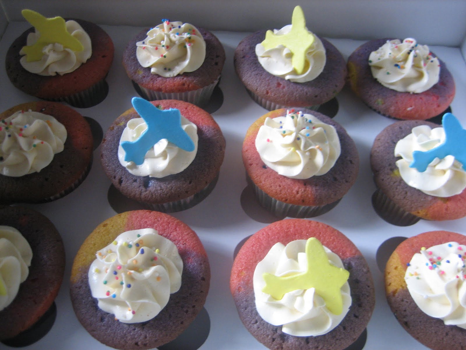 Chocolatier's Wonders: Themed Cupcakes