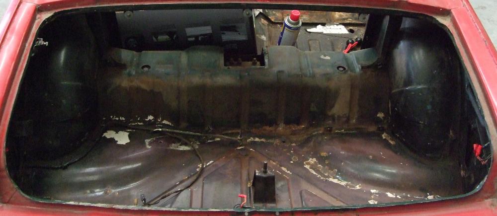 Triumph Spitfire Adventure: Trunk work