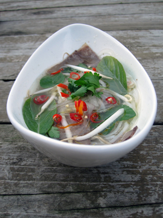 Artistta: Vietnamese Beef Pho - Phở Bò