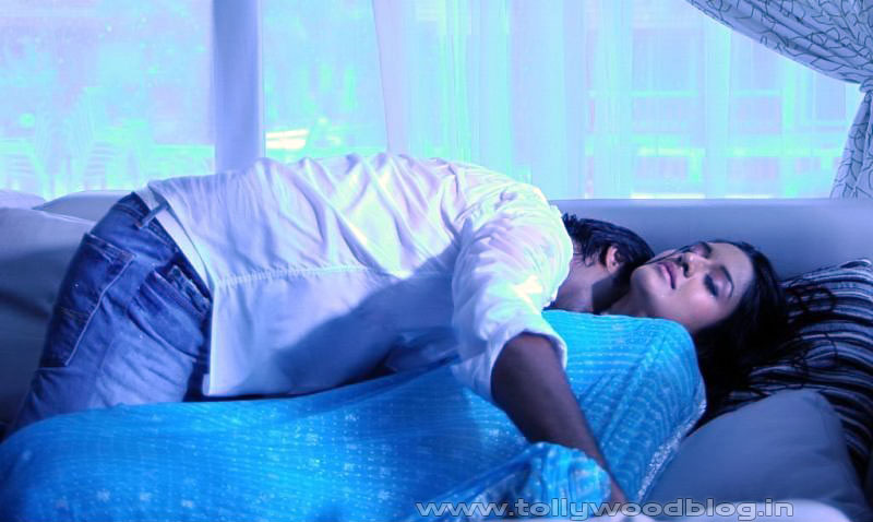 Tarun Vimala Raman Hot Romancing Stills from CACA