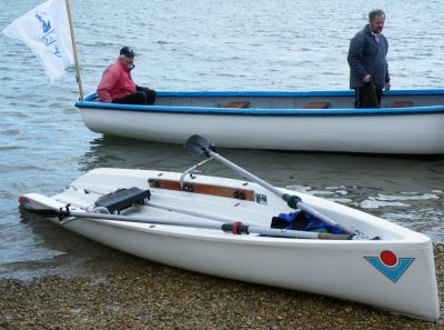 ROWING FOR PLEASURE: Rowing the Virus Yole