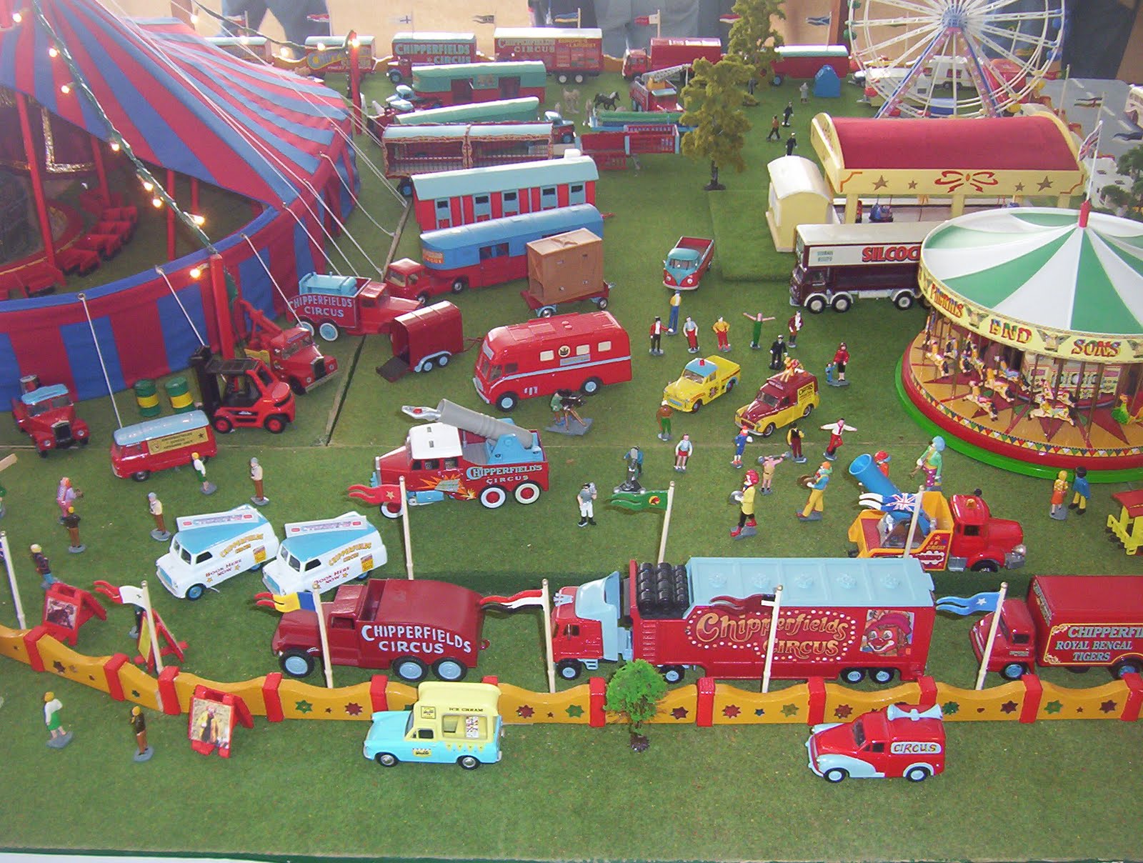 Circusmodellbau: Chipperfield's Circus 1:50