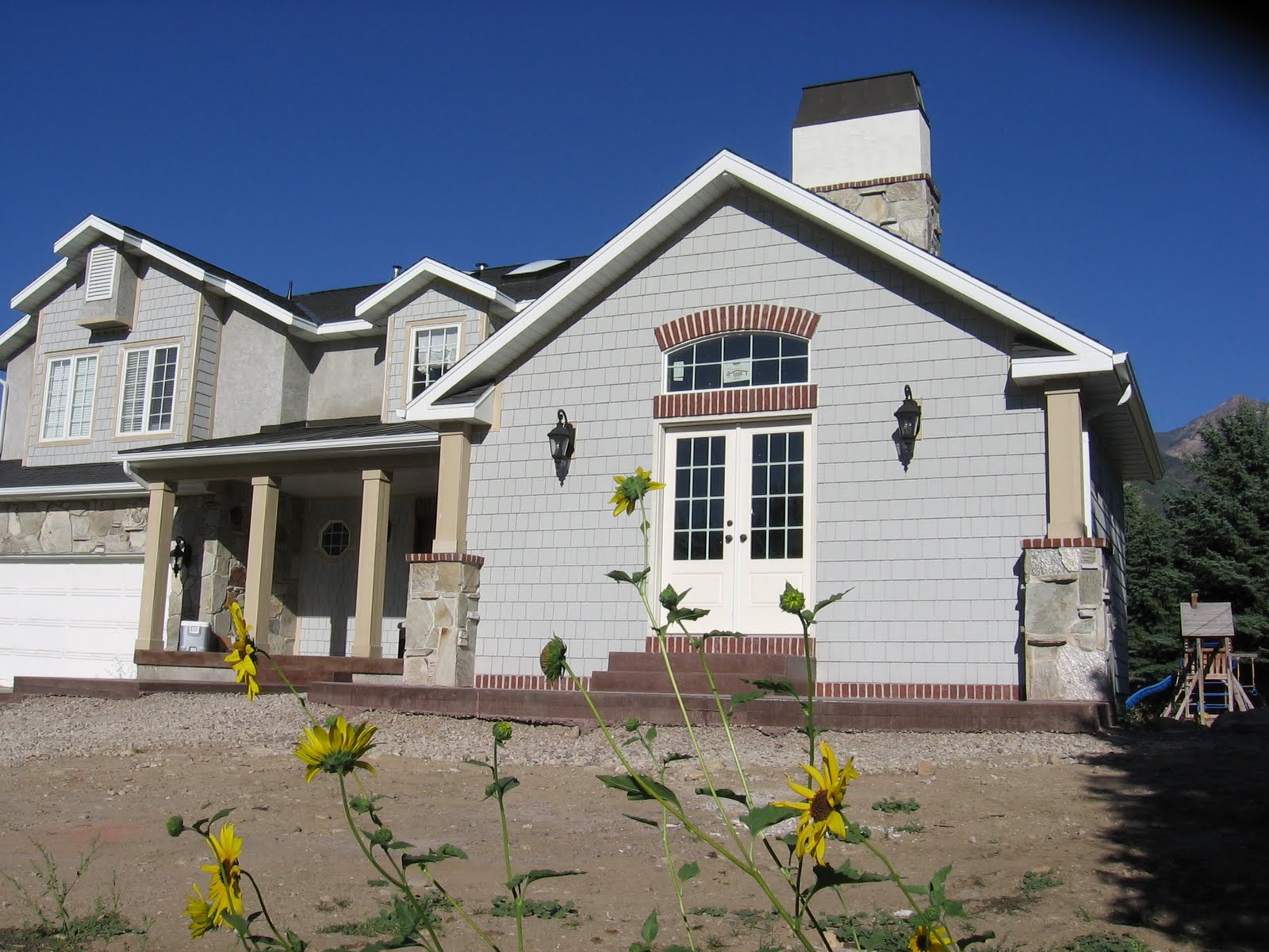 Fontaine de Bienvenue Home: Slacking on the Home Remodel Pictures