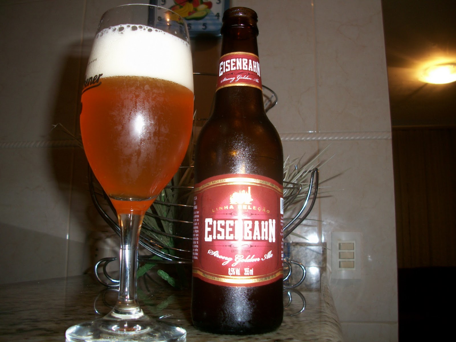 Cerveja? Gosto sim!: Eisenbahn Strong Golden Ale