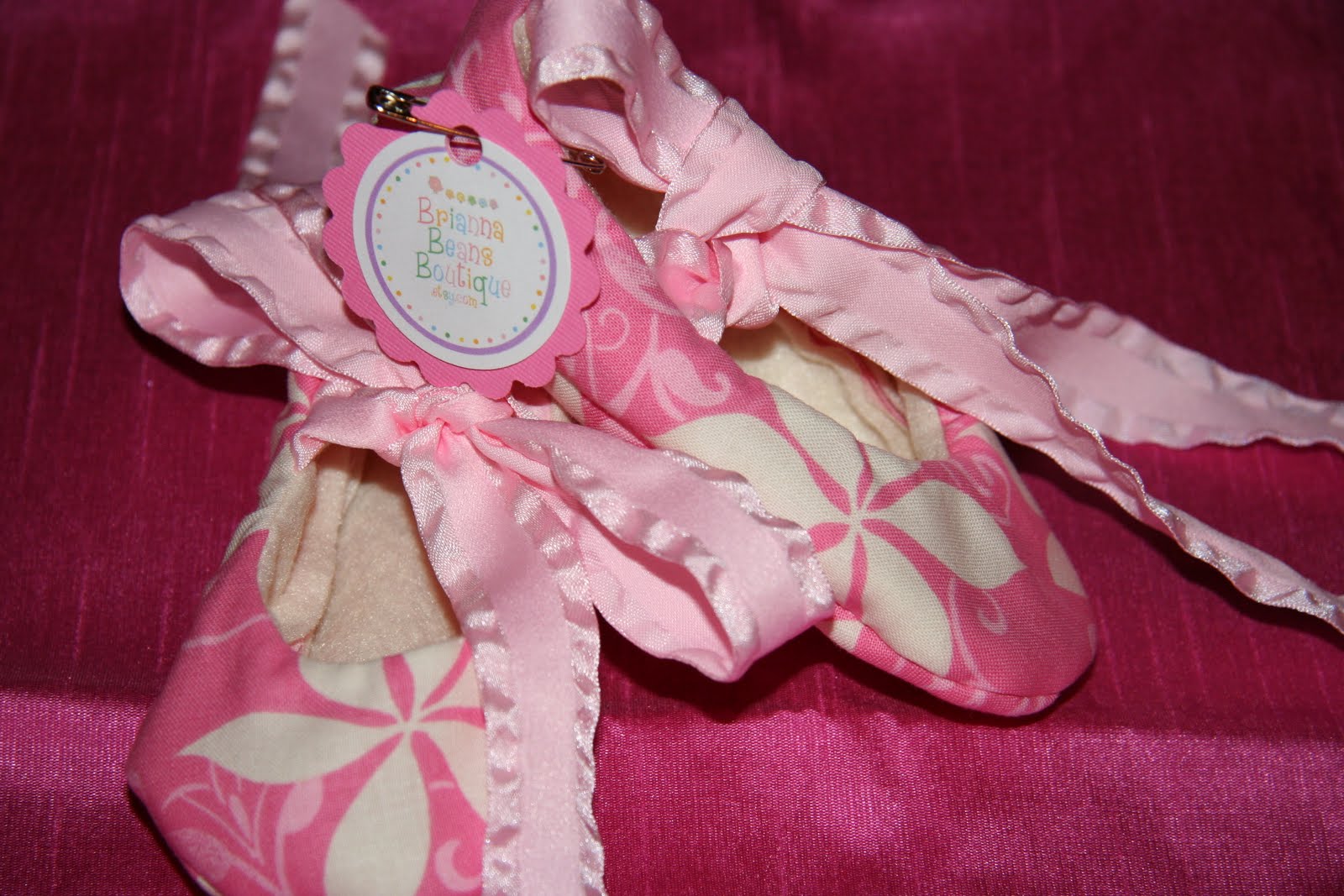 Yarah Designs: June 2010