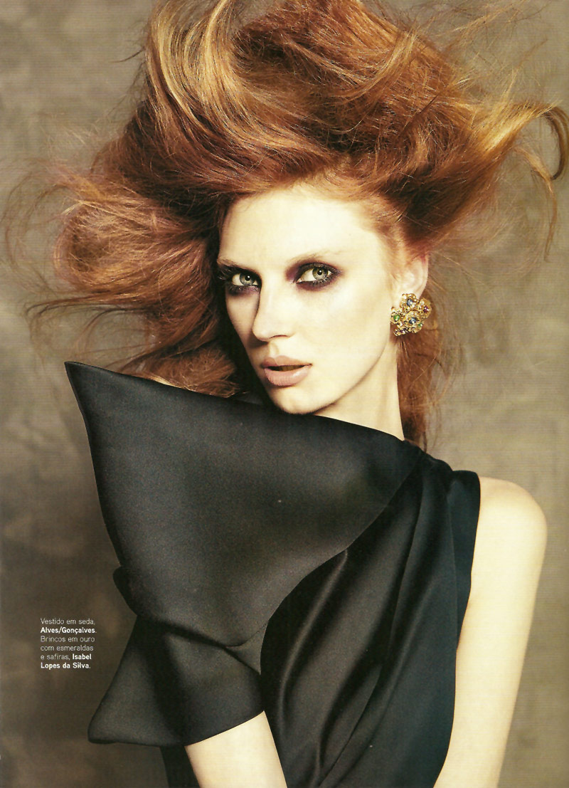 RedPoppy Fashion: Olga Sherer for Vogue Portugal September 2010