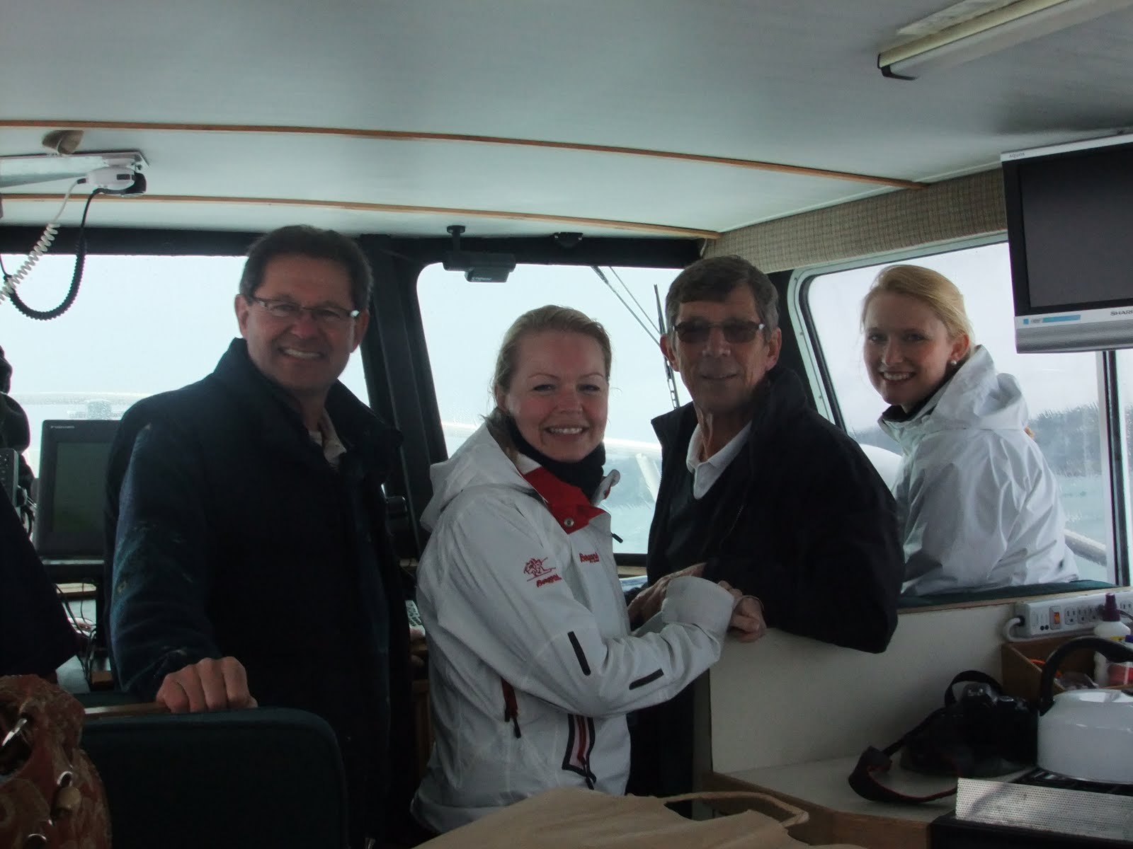 Blog for GSE trip 2010 to North America: Day 12 - Triangle Island ...