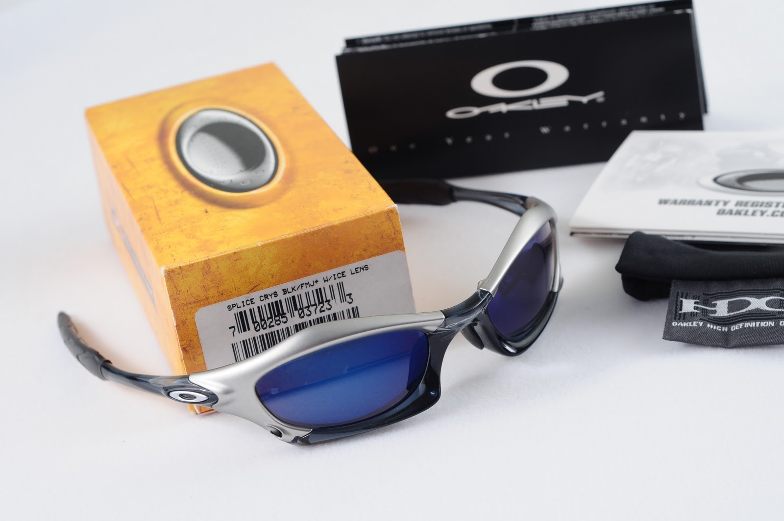 Oakley Saint: Splice Crystal Black FMJ Ice Lens