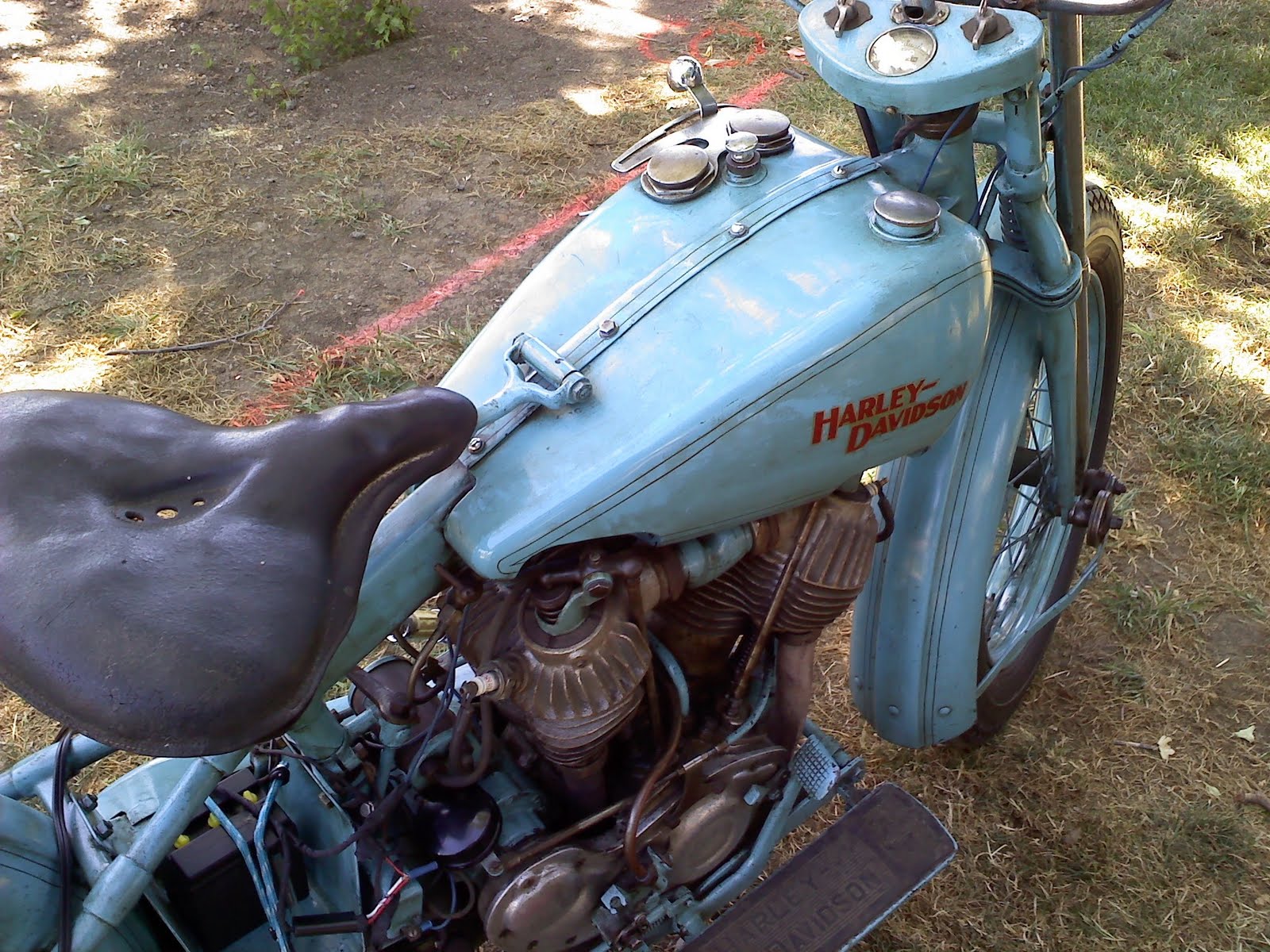 Wing Nuts Motorcycle Club: Sam Opie Cut Down