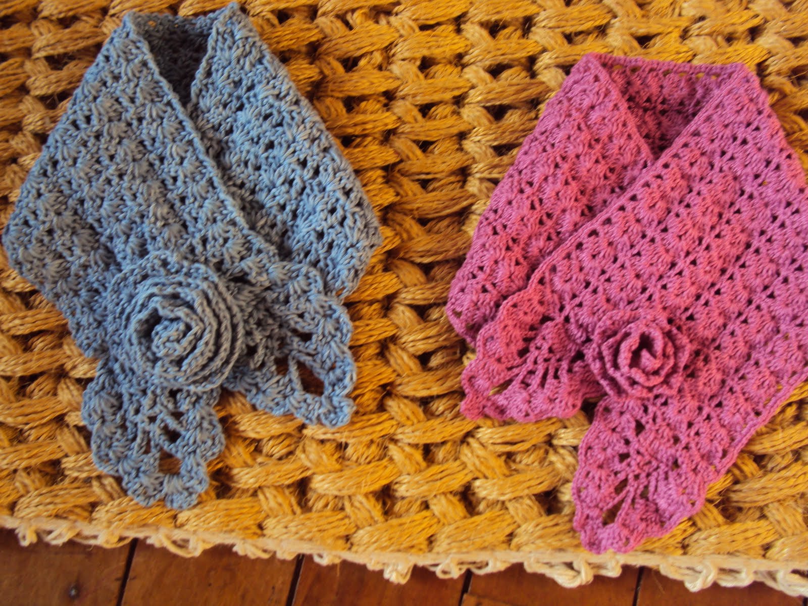 Croche Artes: CACHECOL CURTO... UM CHARME!!!!