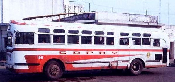 The traveler's drawer: COPAY. Bus GMC con carrocería alargada. Coche ...