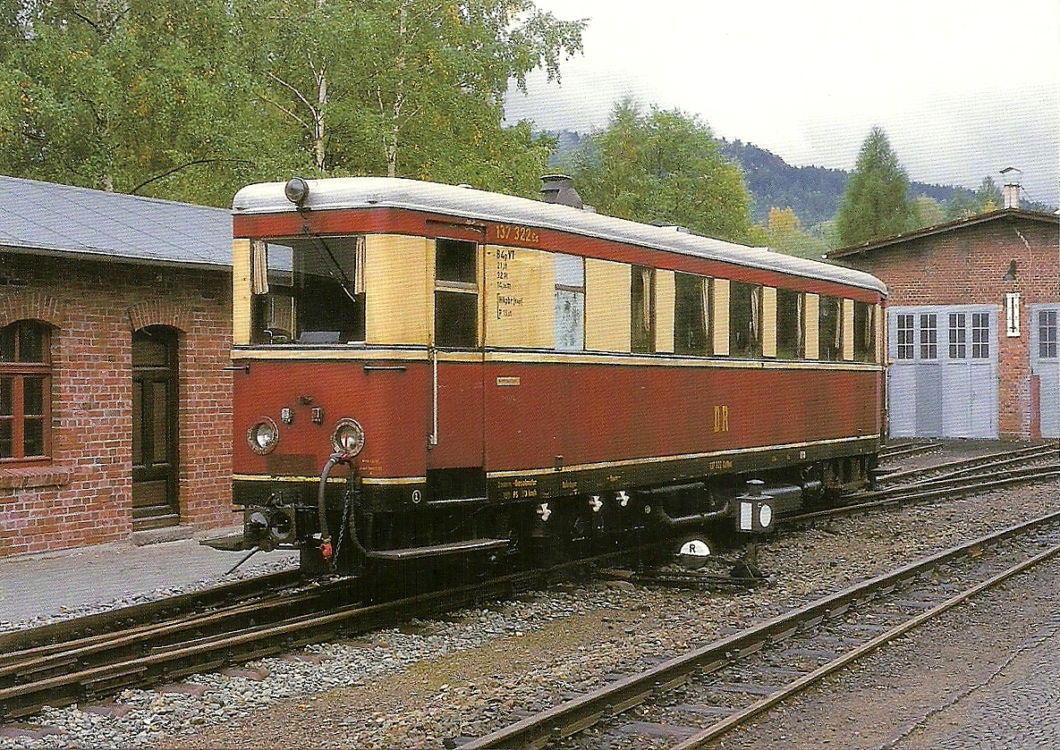 The traveler's drawer: Triebwagen - VT 137 322 im Bhf. Bertsdorf ...