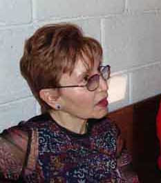 NOTICIAS INTERNACIONALES DE LA VOZ DEL PUEBLO: TILDAN A DIRECTORA DE ...