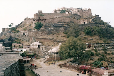 My India Travel: Badal Mahal, Kumbalgarh