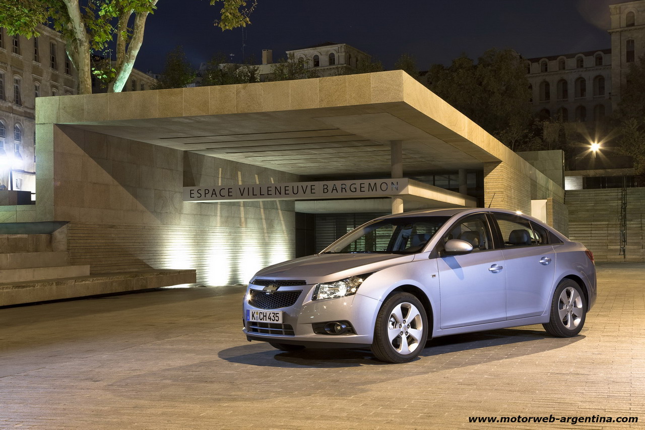 GM Argentina lanza la pre-venta del CRUZE - Motorweb Argentina