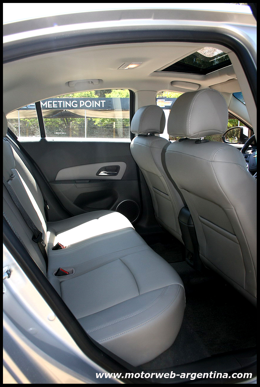 Lanzamiento Chevrolet Cruze - Motorweb Argentina