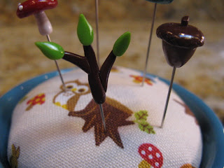 Quilting Blog - Cactus Needle Quilts, Fabric and More: Pin Toppers