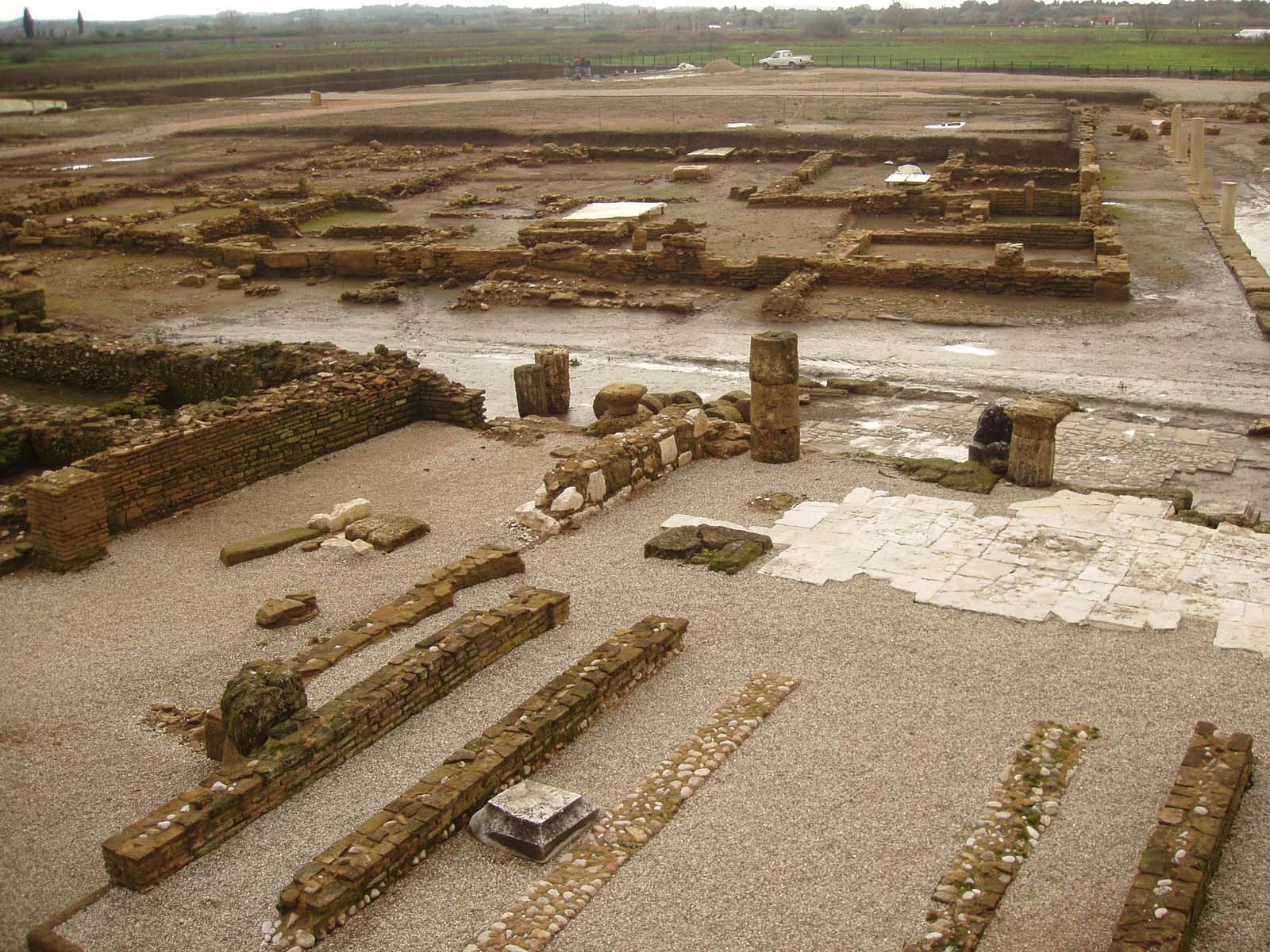 ΔΙΟΡΑΤΙΚΌΝ / Insightful: ΧΑΜΕΝΑ ΙΕΡΑ, ΒΩΜΟΙ και ΑΓΝΩΣΤΕΣ ΛΑΤΡΕΙΕΣ στην ...