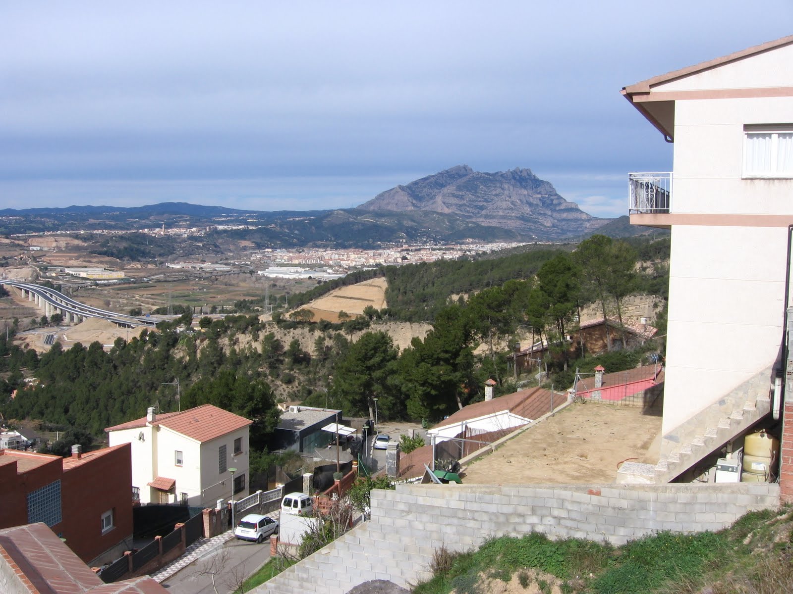 Abrera y cercanías: Un rato por la montaña de Abrera