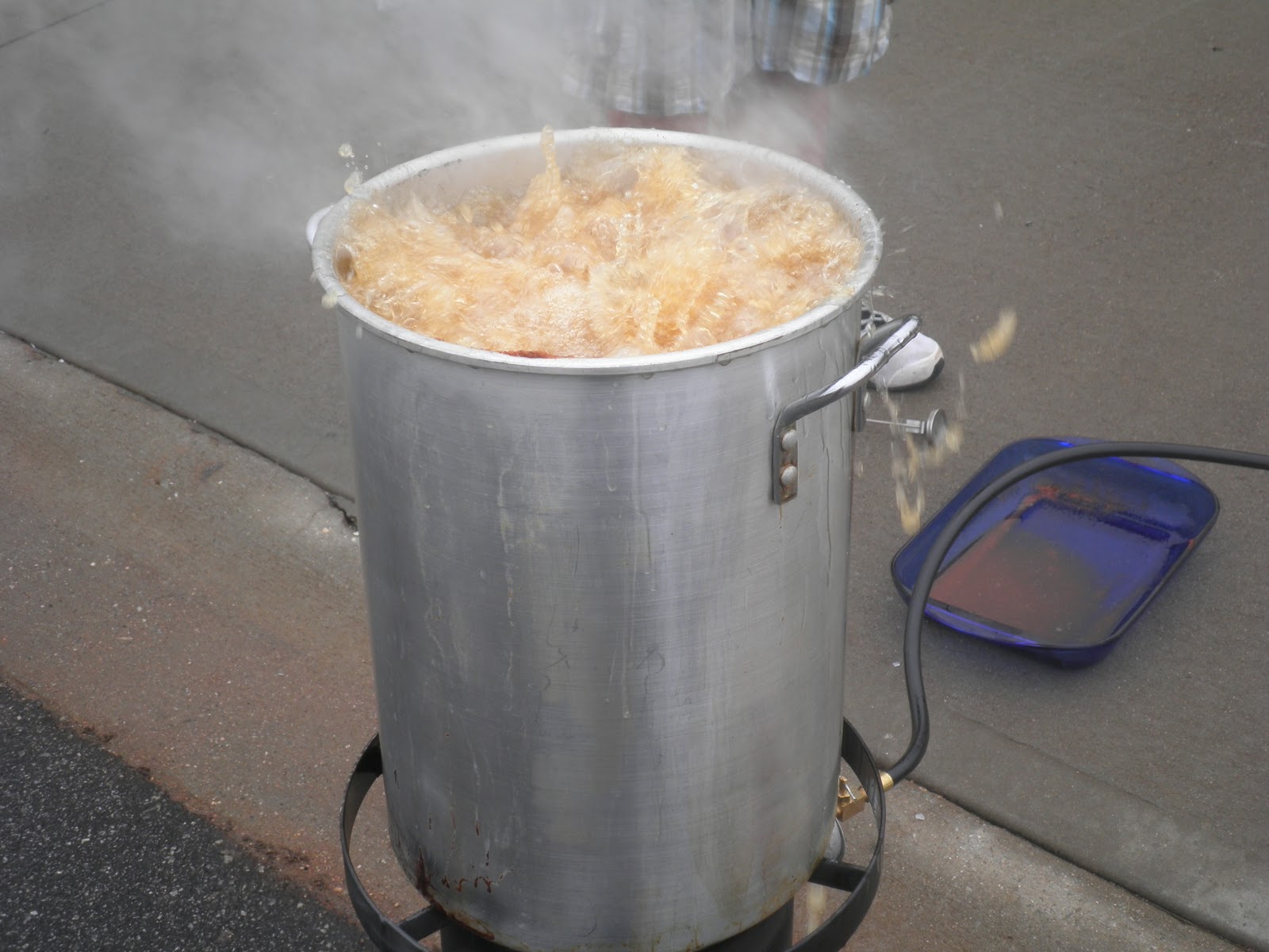 The Squeaky Grocery Cart: Nothing says Thanksgiving like a vat of hot ...