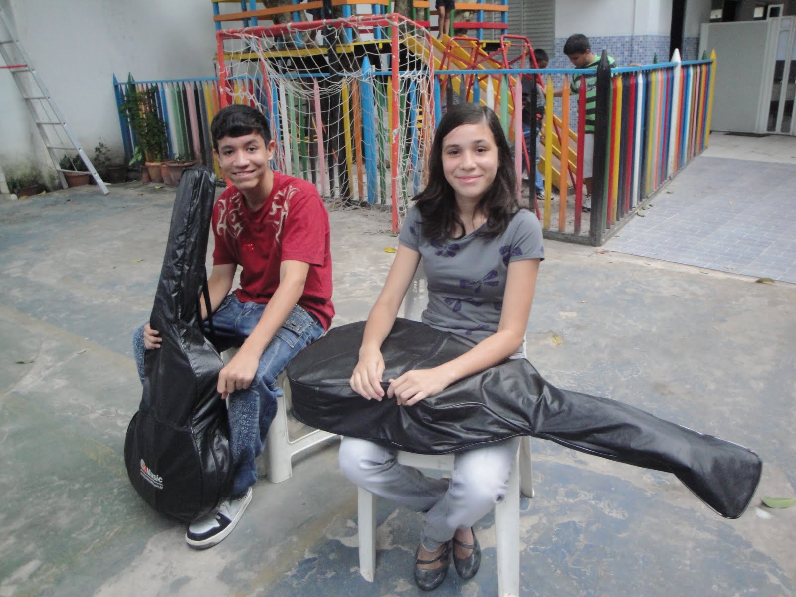 SINCORT/PA: APRESENTAÇÃO DOS ALUNOS DO PROJETO MUNDO DA MÚSICA