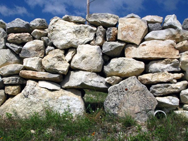 Dry Stack Rock Walls