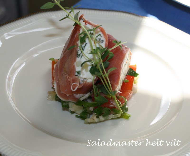 Saladmaster helt vilt: Seranoskinke med potet, chevre og vårløk