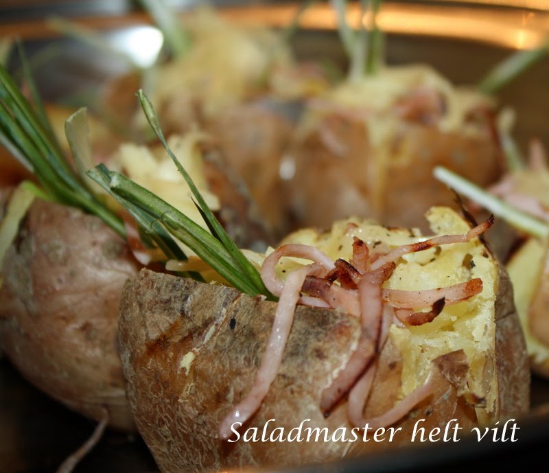 Saladmaster helt vilt: Bakte små poteter i oljepanna