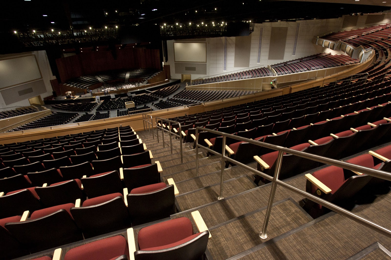 Reporting Live: Photo's of the new BYU-Idaho Center