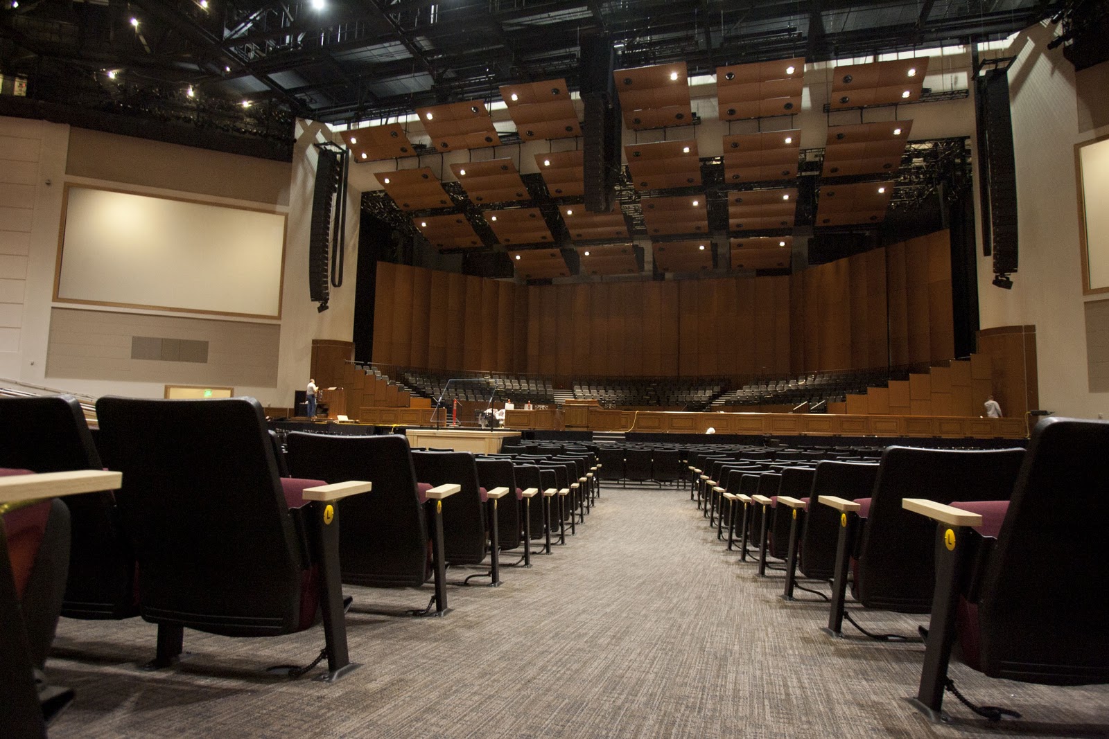 Reporting Live: Photo's of the new BYU-Idaho Center