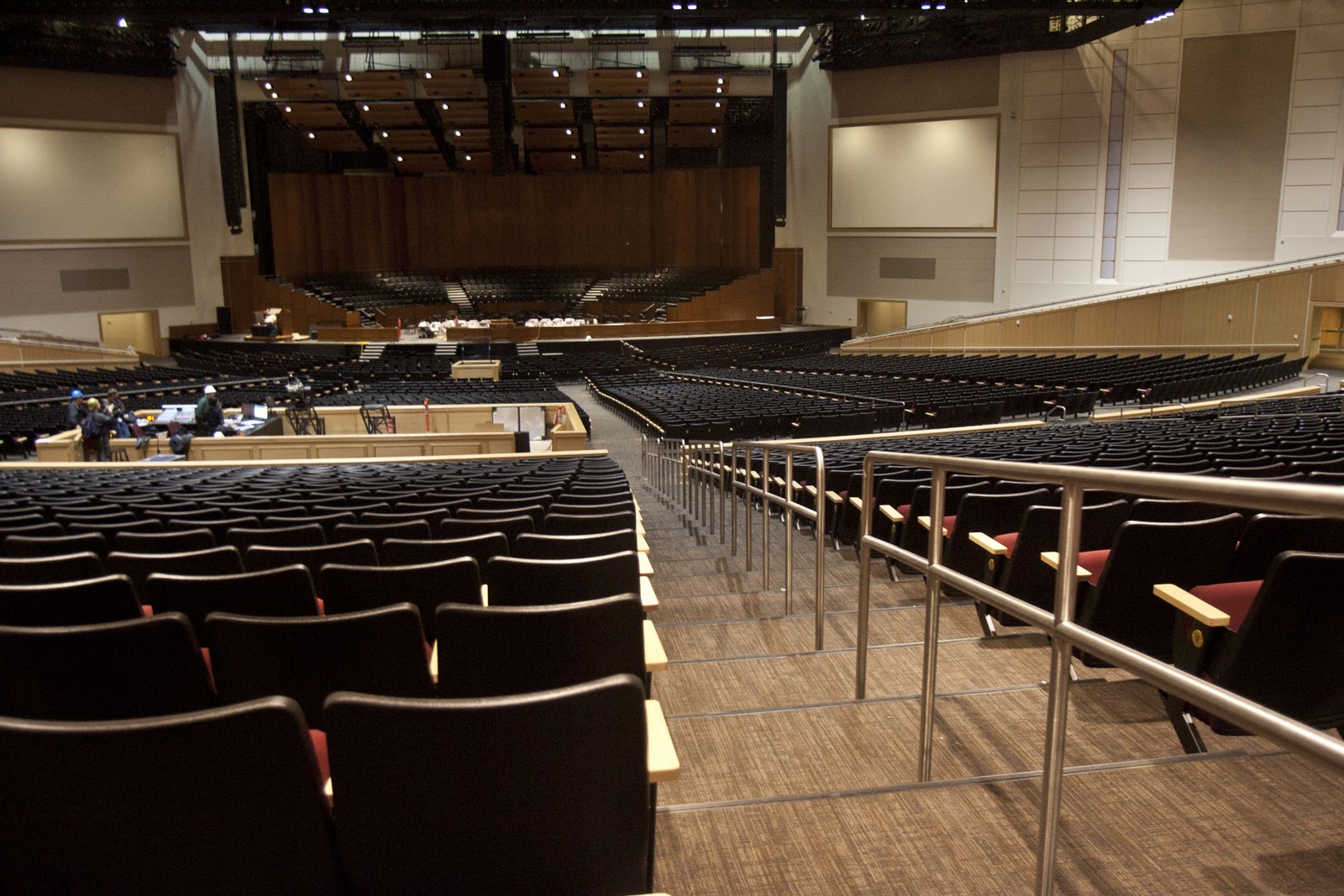Reporting Live: Photo's of the new BYU-Idaho Center