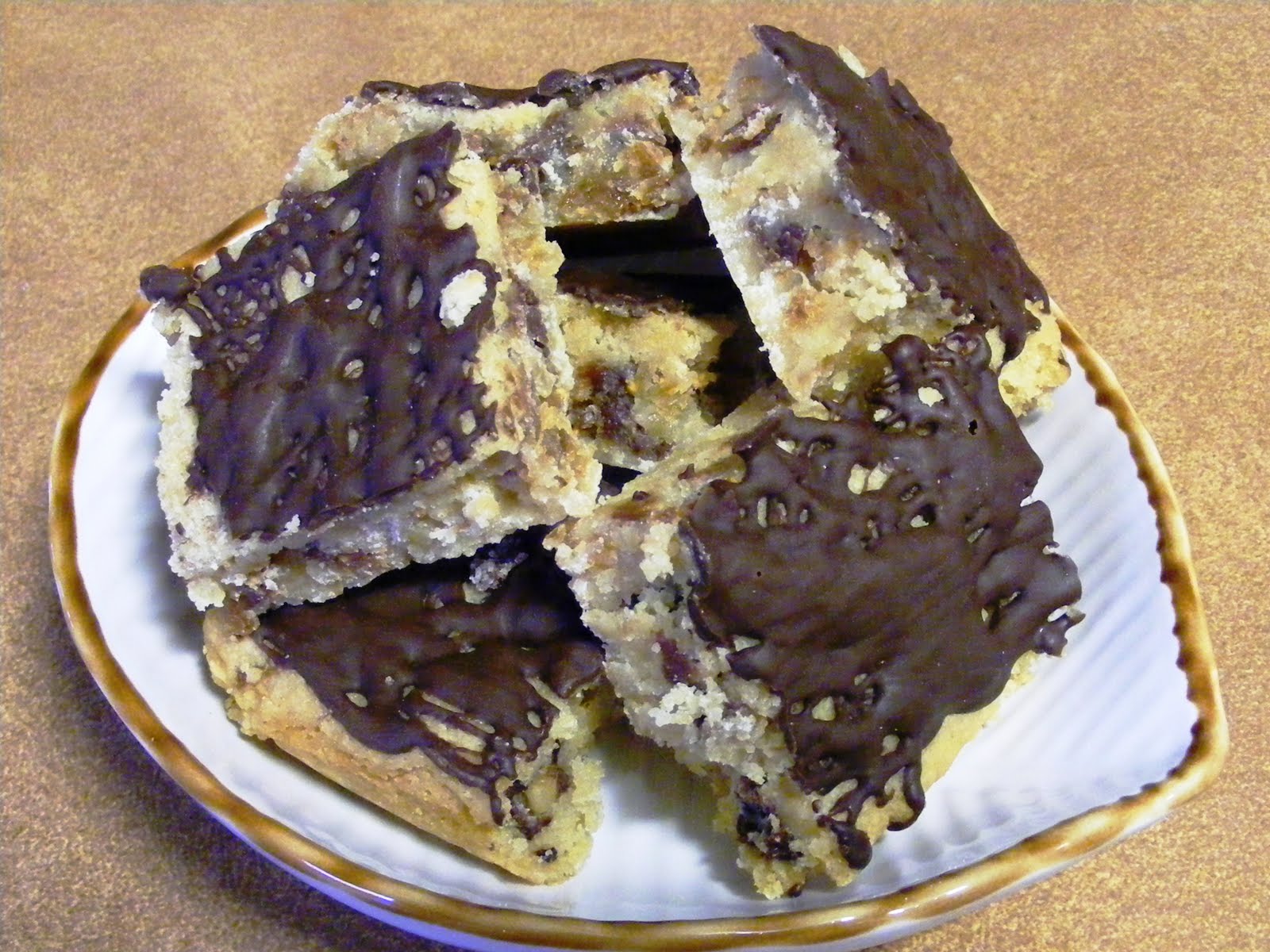My Humble Kitchen: Choc-Chip, Fig & Walnut Slice
