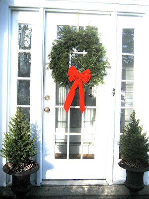 Living It At Home: Our Easy Christmas Decorations For Front Door {Side ...