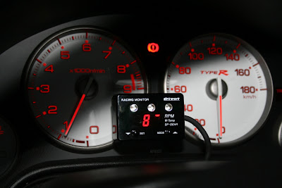 The Black Mamba: Pivot Racing Monitor