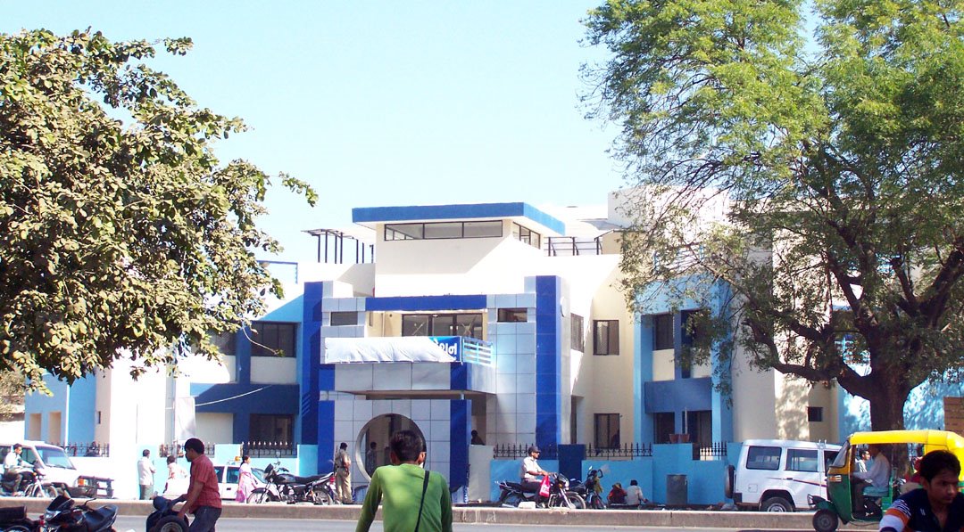 POLICE STATION,MANINAGAR | AHMEDABAD MIRROR