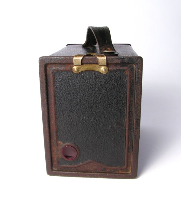 Głębia Ostrości: Agfa Box 44 (1932) - Pinhole...