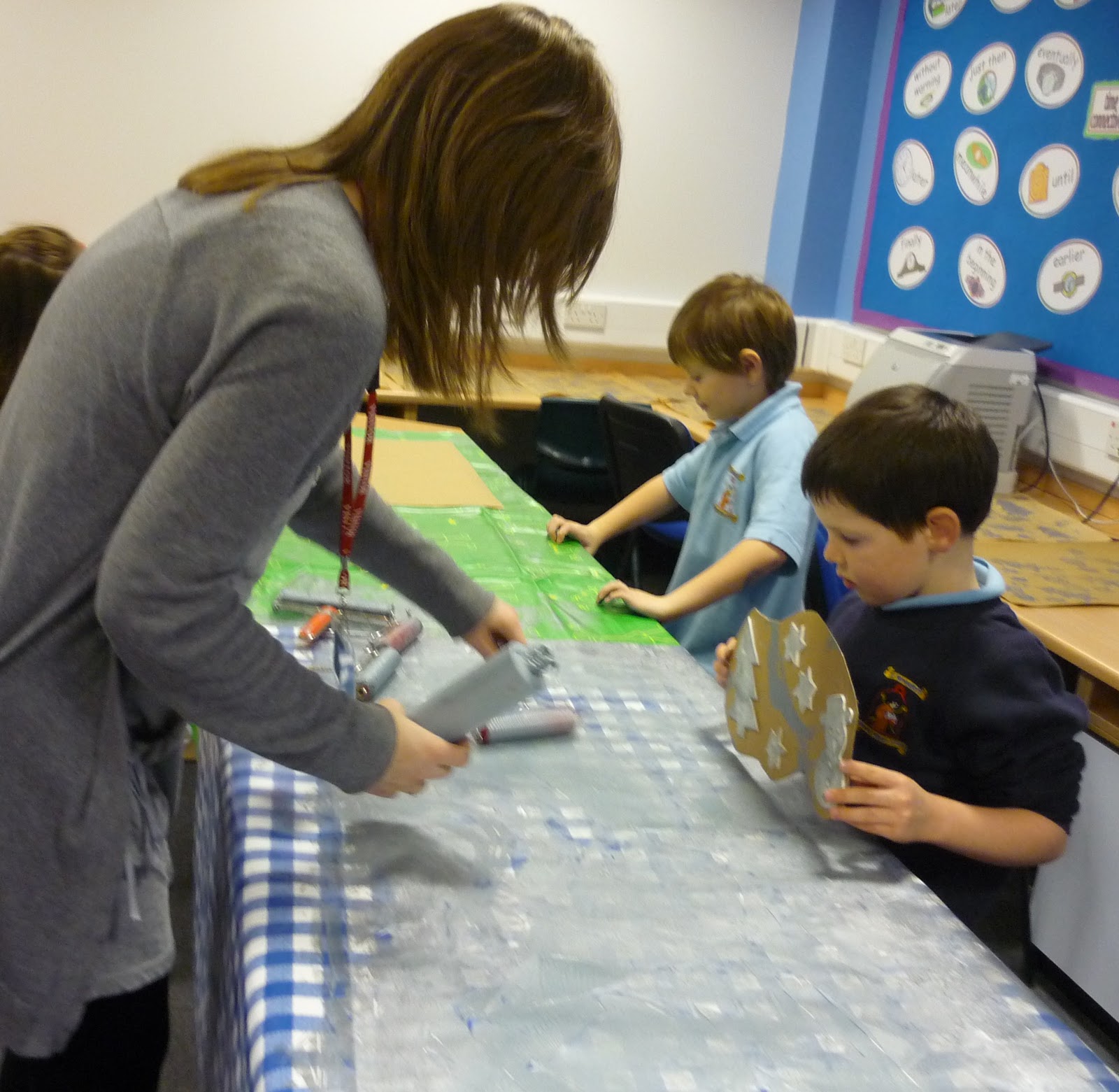 Patternation Surface Design: Gift wrap print workshop