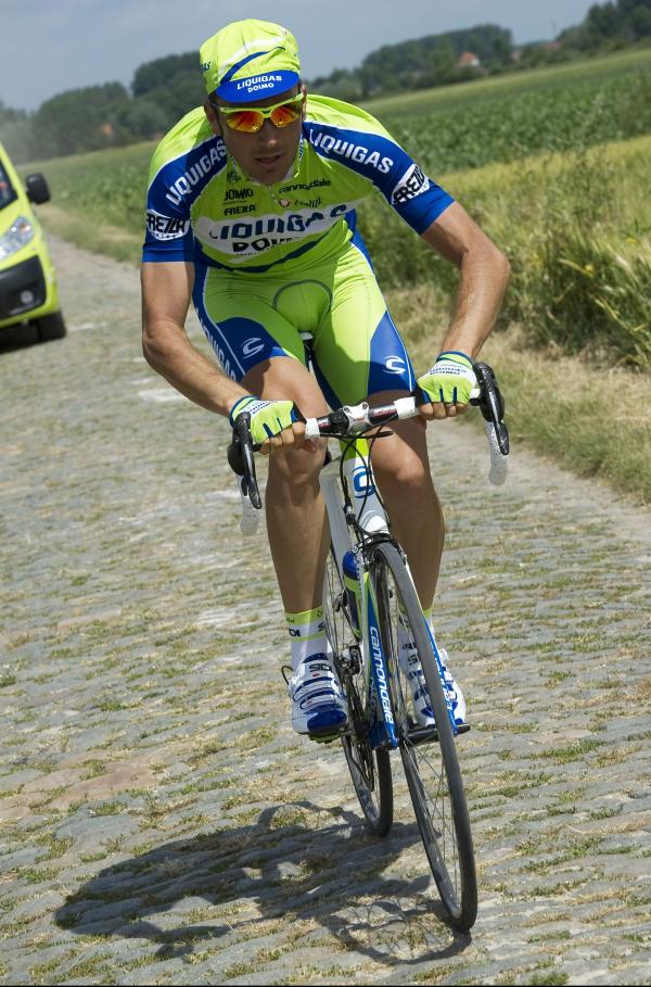 ITALIAN CYCLING JOURNAL: Ivan Basso Recons The Cobbles of Stage 3 of ...