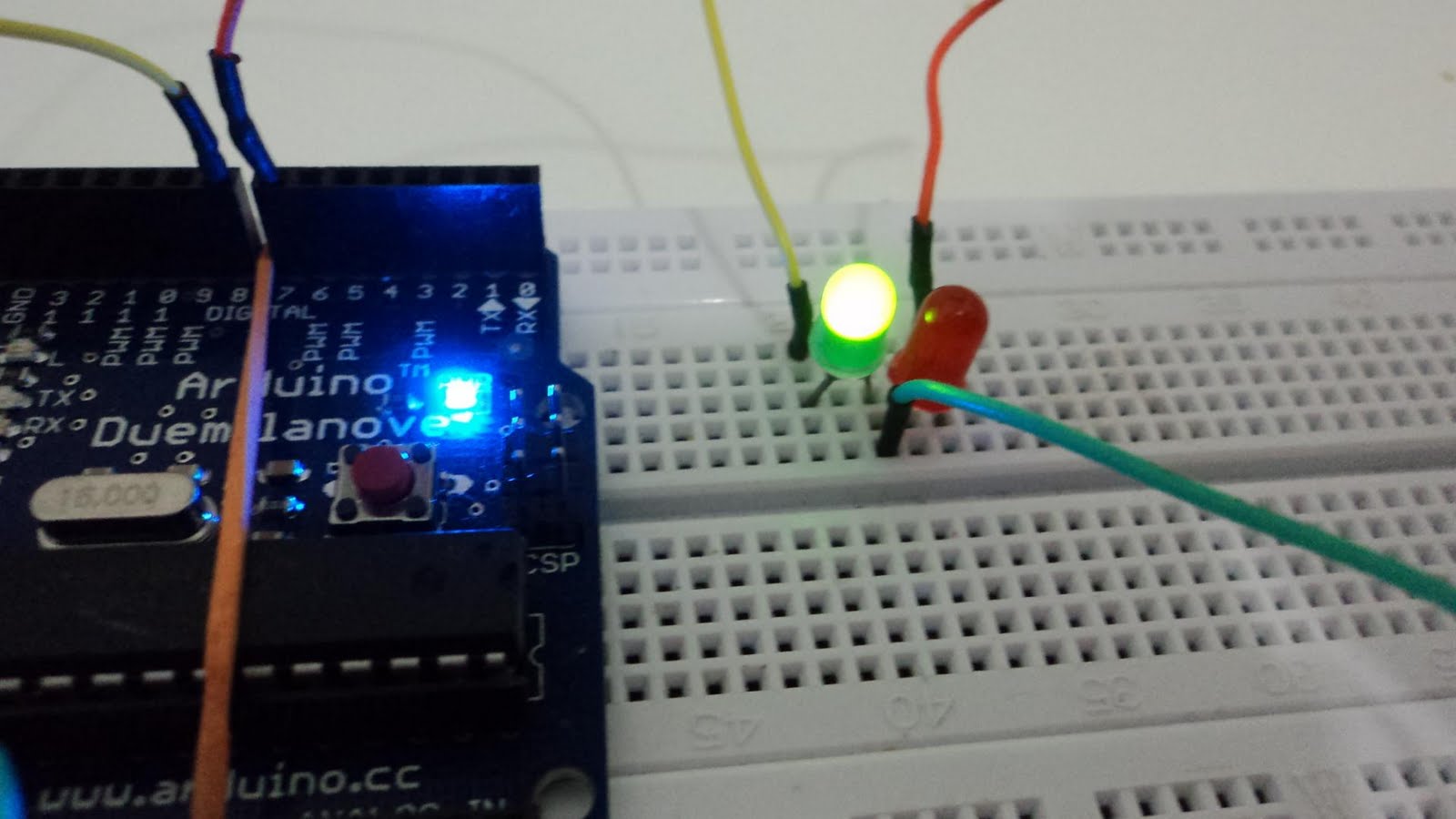 Brasilrobotics: Controlando Leds pelo Teclado Arduino - Tutorial