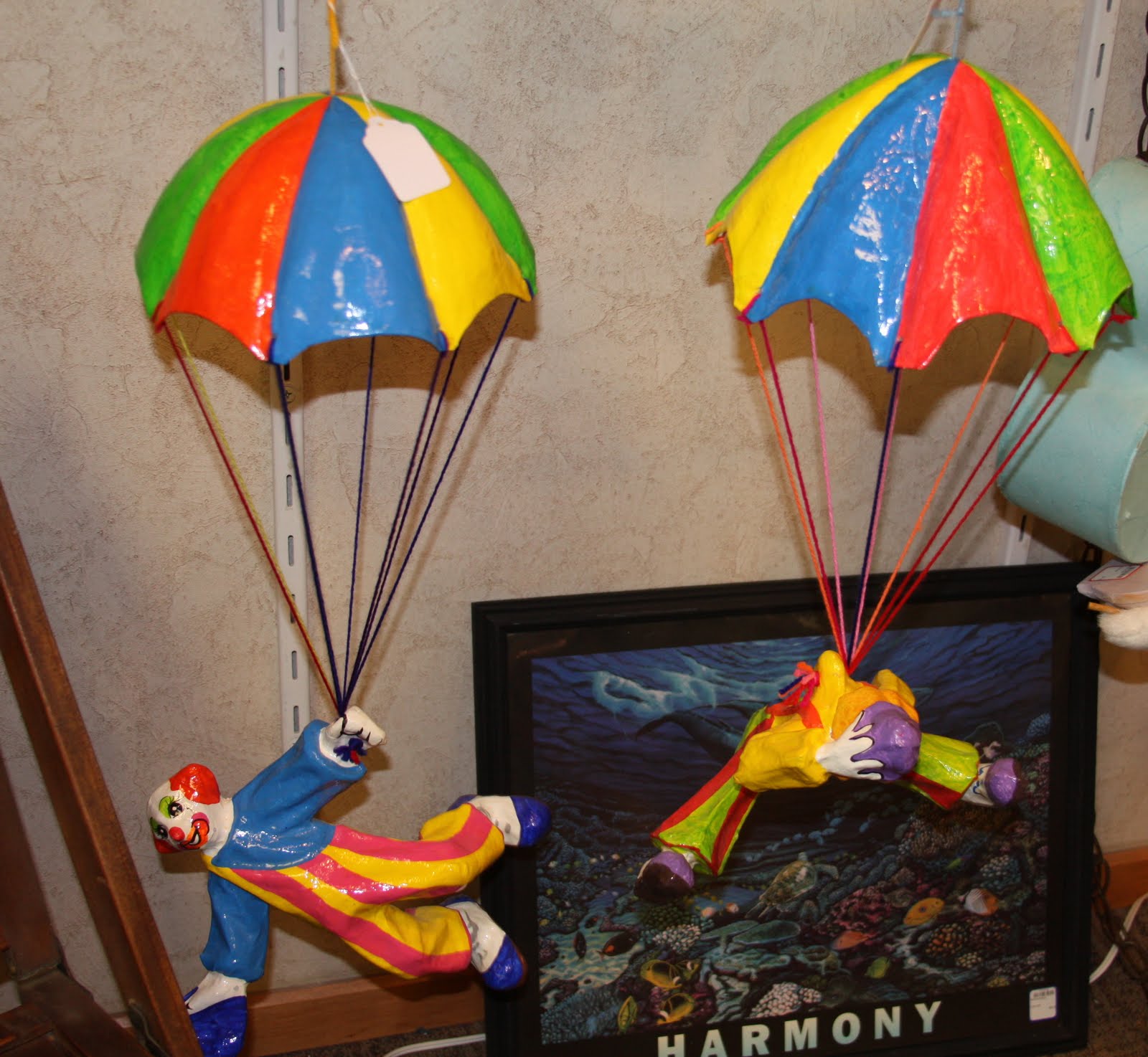 Ca$hjocky and the "Old Salt": Color Carnival #64 --- parachuting clowns