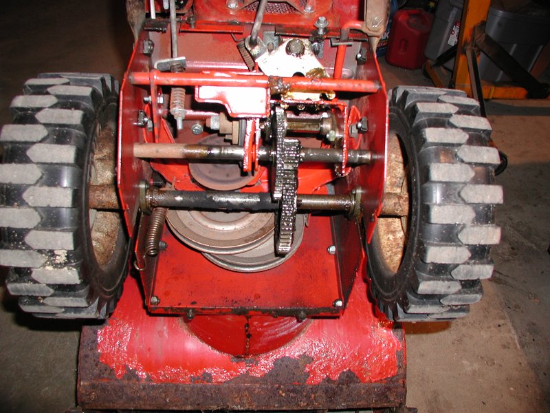 Wally&Sue: Toro snowblower rescue