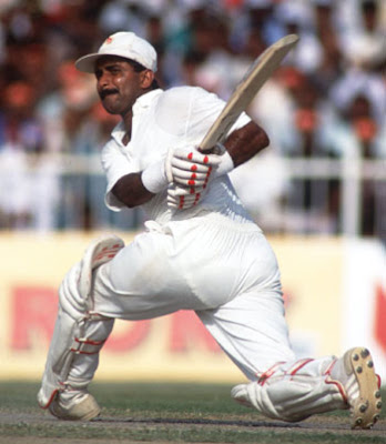 Picture of Javed Miandad batting ~ Cricketer wallpaper and Pictures