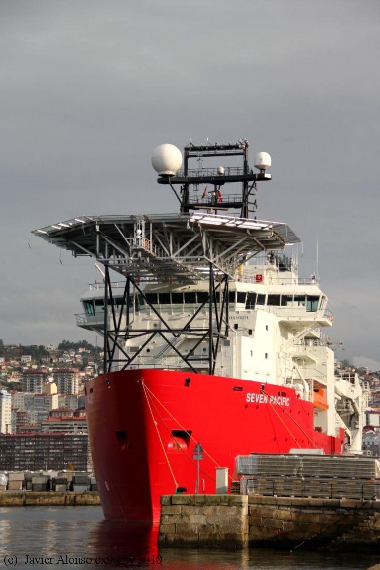 Fotos y videos de buques en Vigo: "Seven Pacific" Pipelaying ...